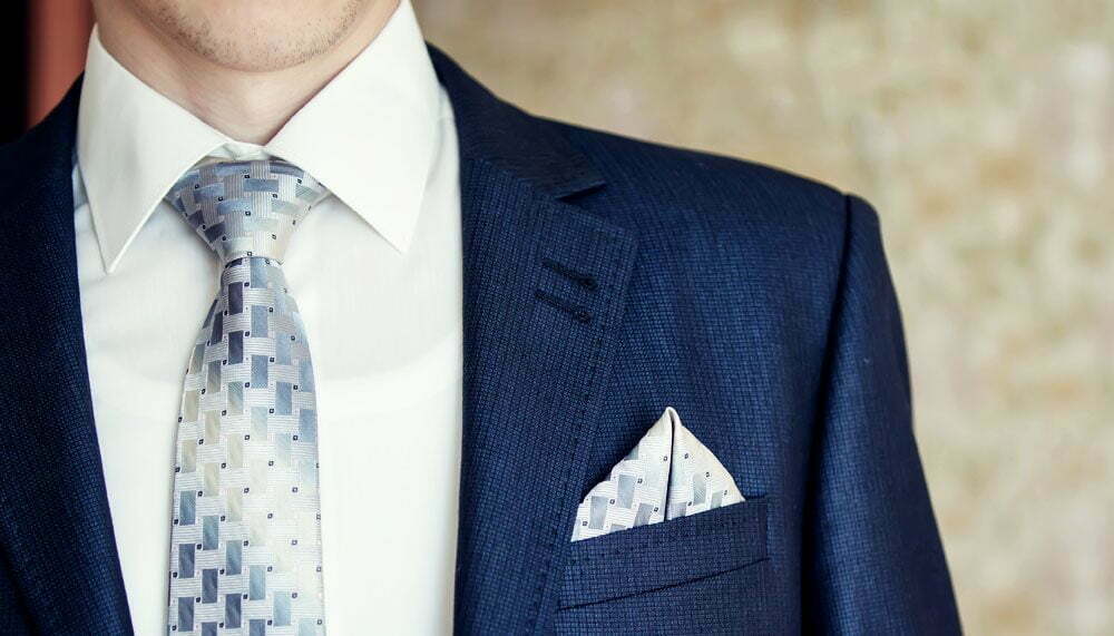 How to fold a pocket square - Robb Report Thailand