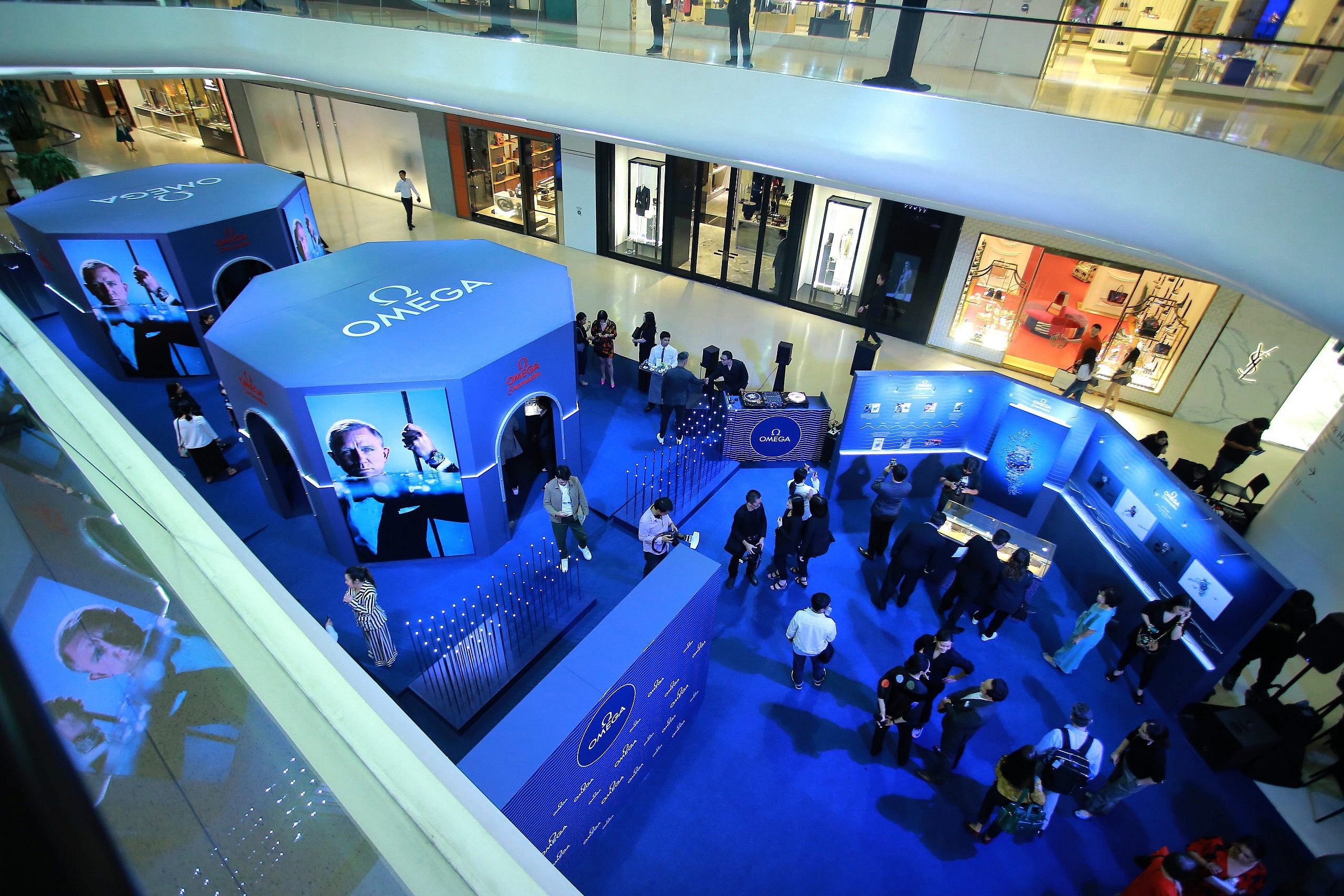 OMEGA Celebrates 25th Anniversary of the Seamaster Diver 300M - Robb ...