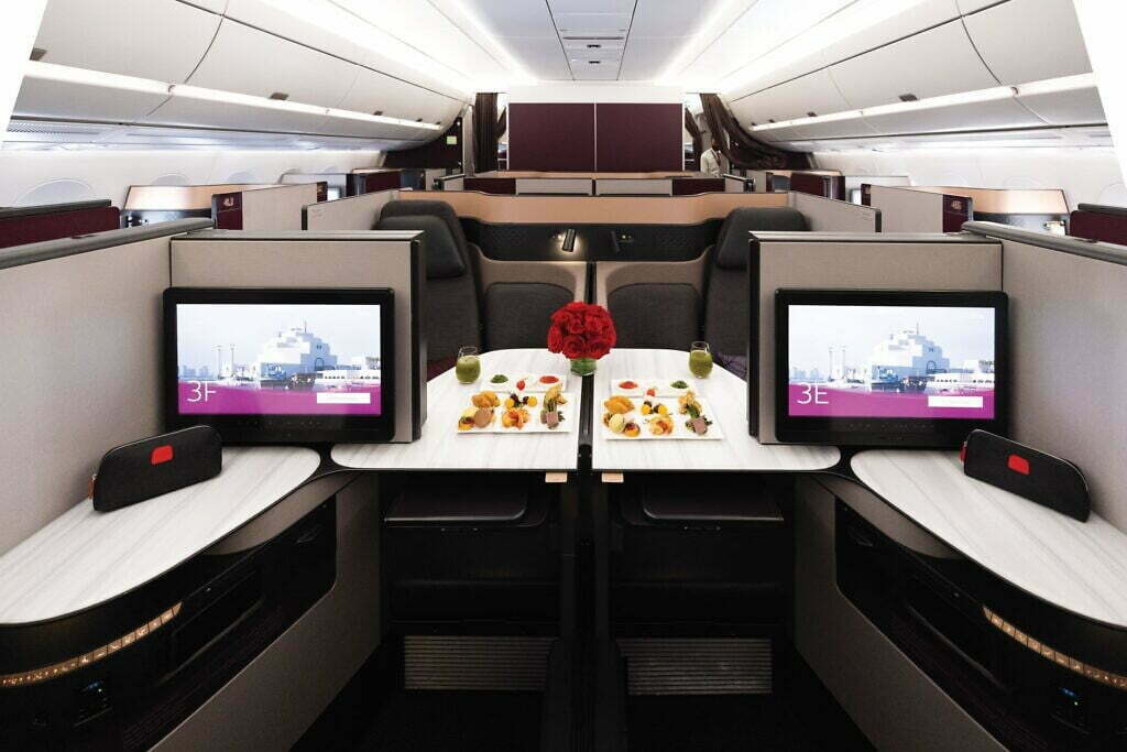 เฟิร์สคลาสอันดับหนึ่ง First in First Class - Robb Report Thailand