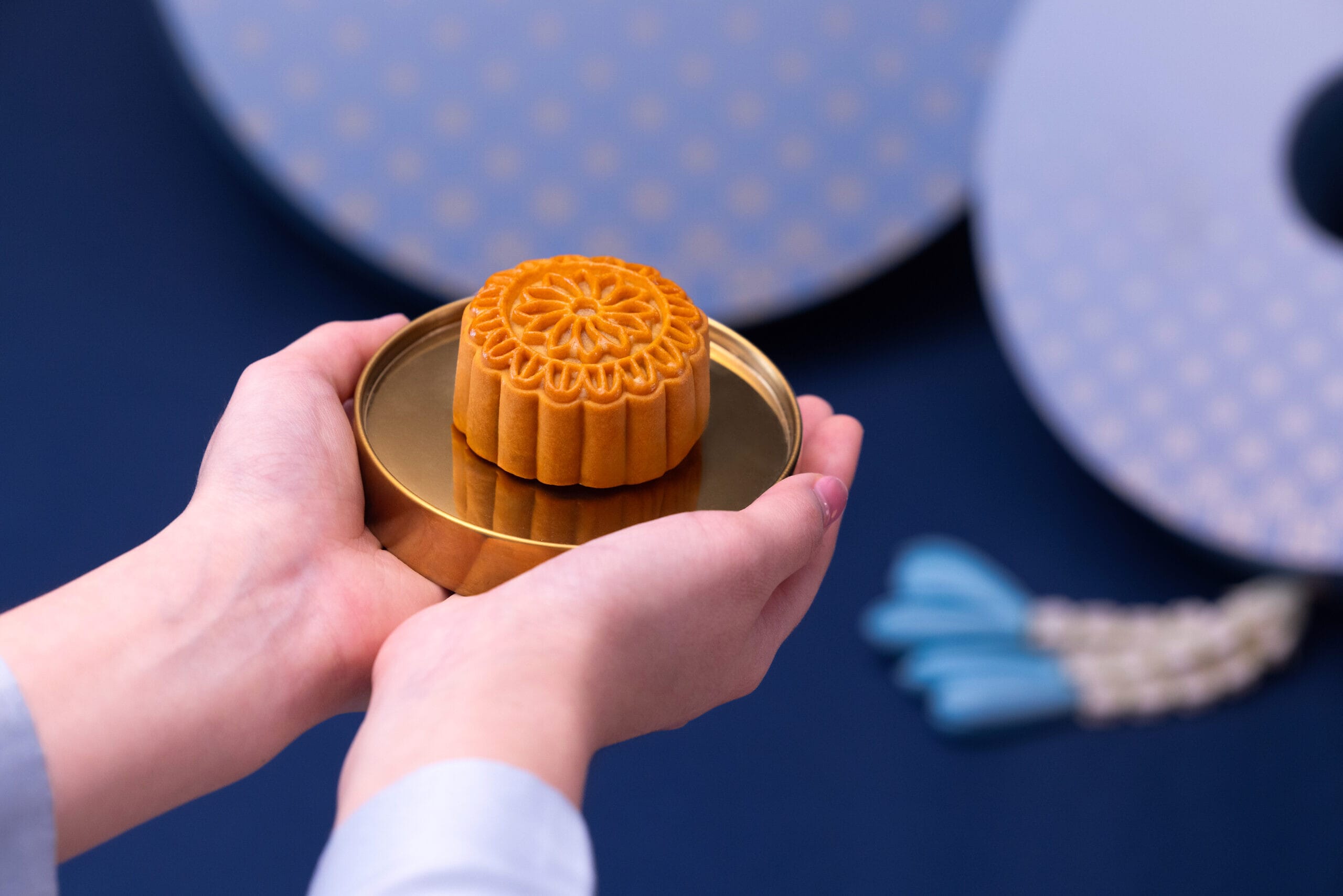 InterContinental Bangkok Phuang Malai Mooncake Gift Box Returns ...